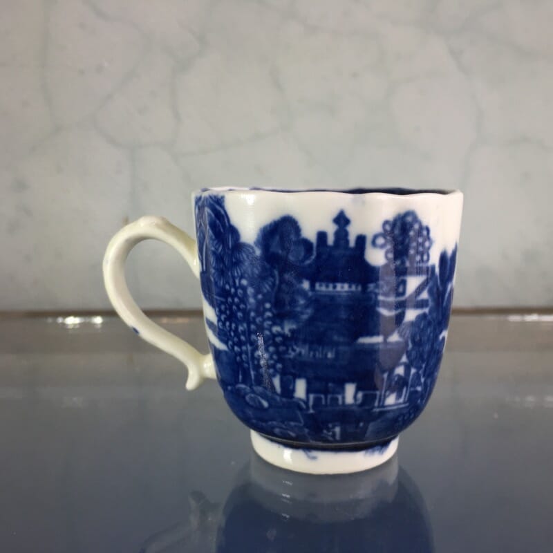 Caughley pagoda pattern coffee cup, c.1770 – Moorabool Antique Galleries