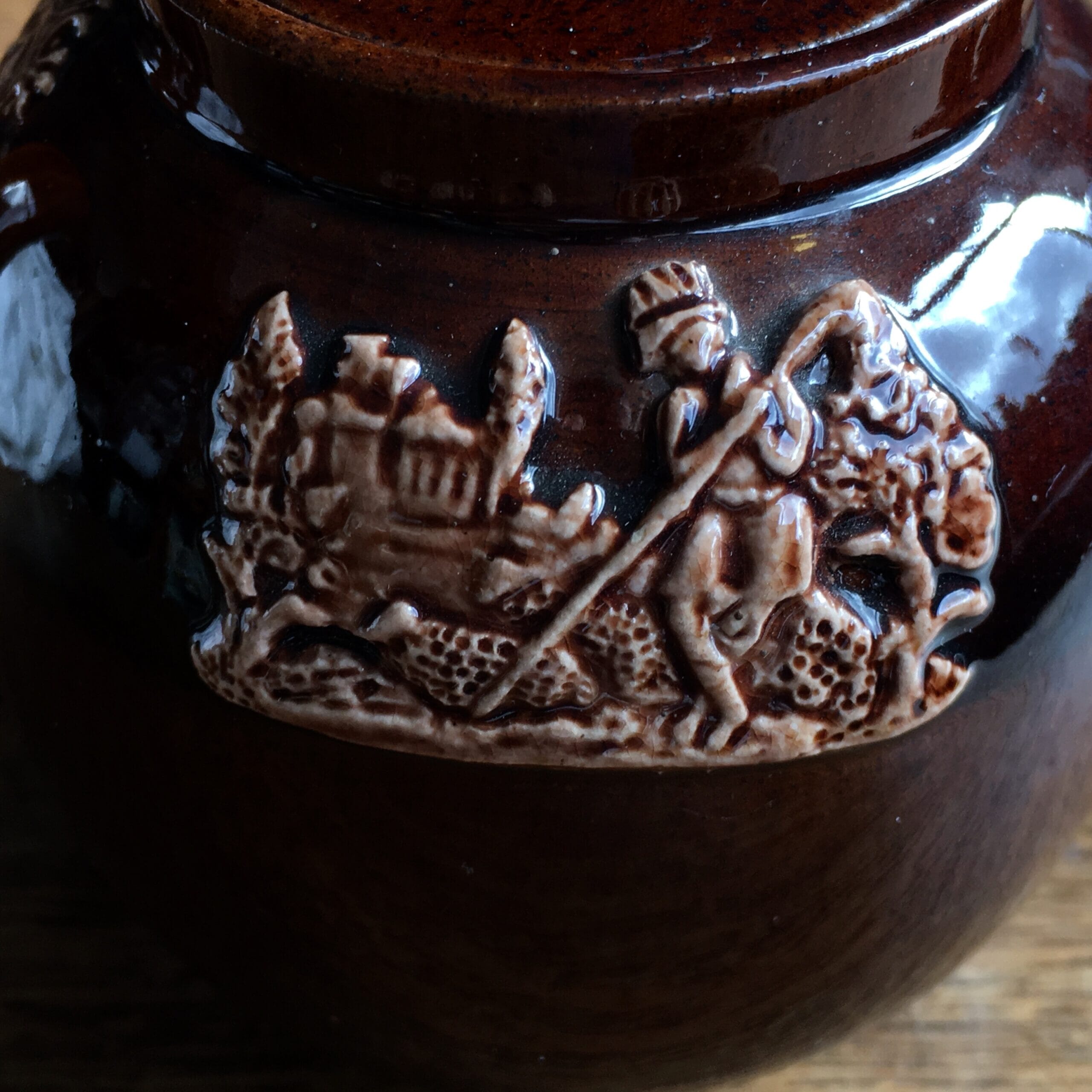 Rockingham glaze teapot with sprigging, C. 1830 -16955 – Moorabool ...