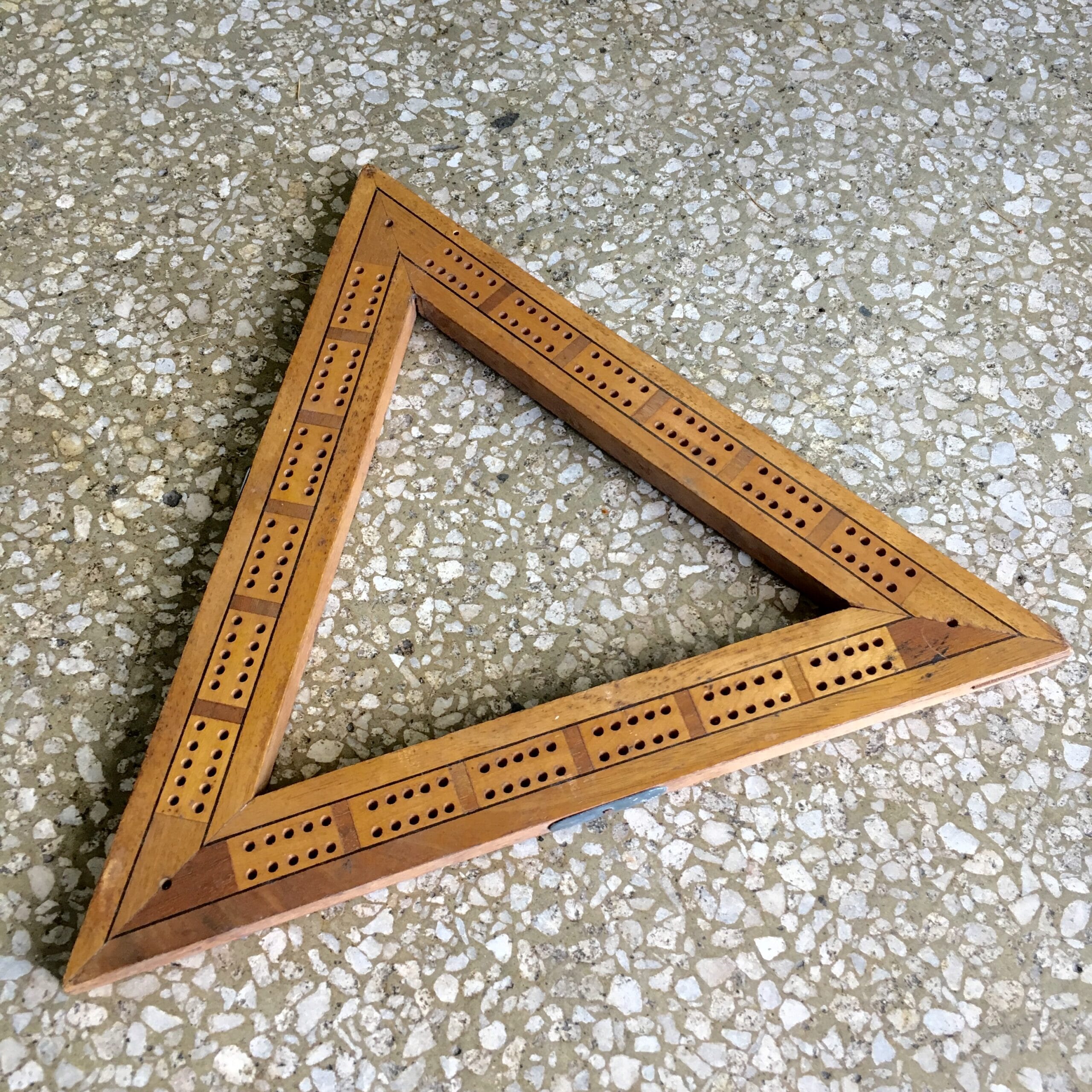 Victorian triangle cribbage board. 19th c. – Moorabool Antique Galleries