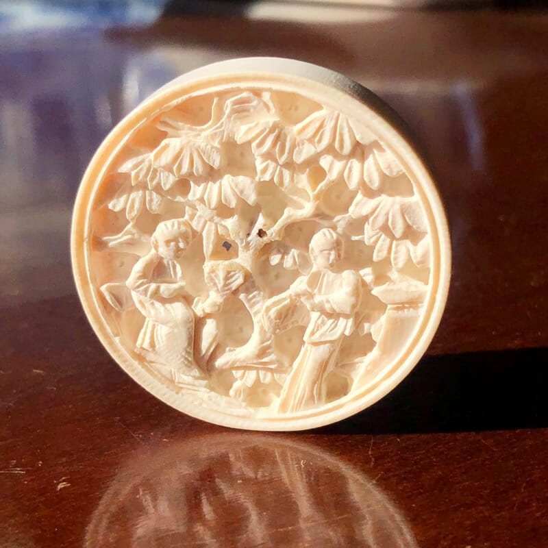 Chinese Export ivory carved disk, c. 1830 – Moorabool Antique Galleries